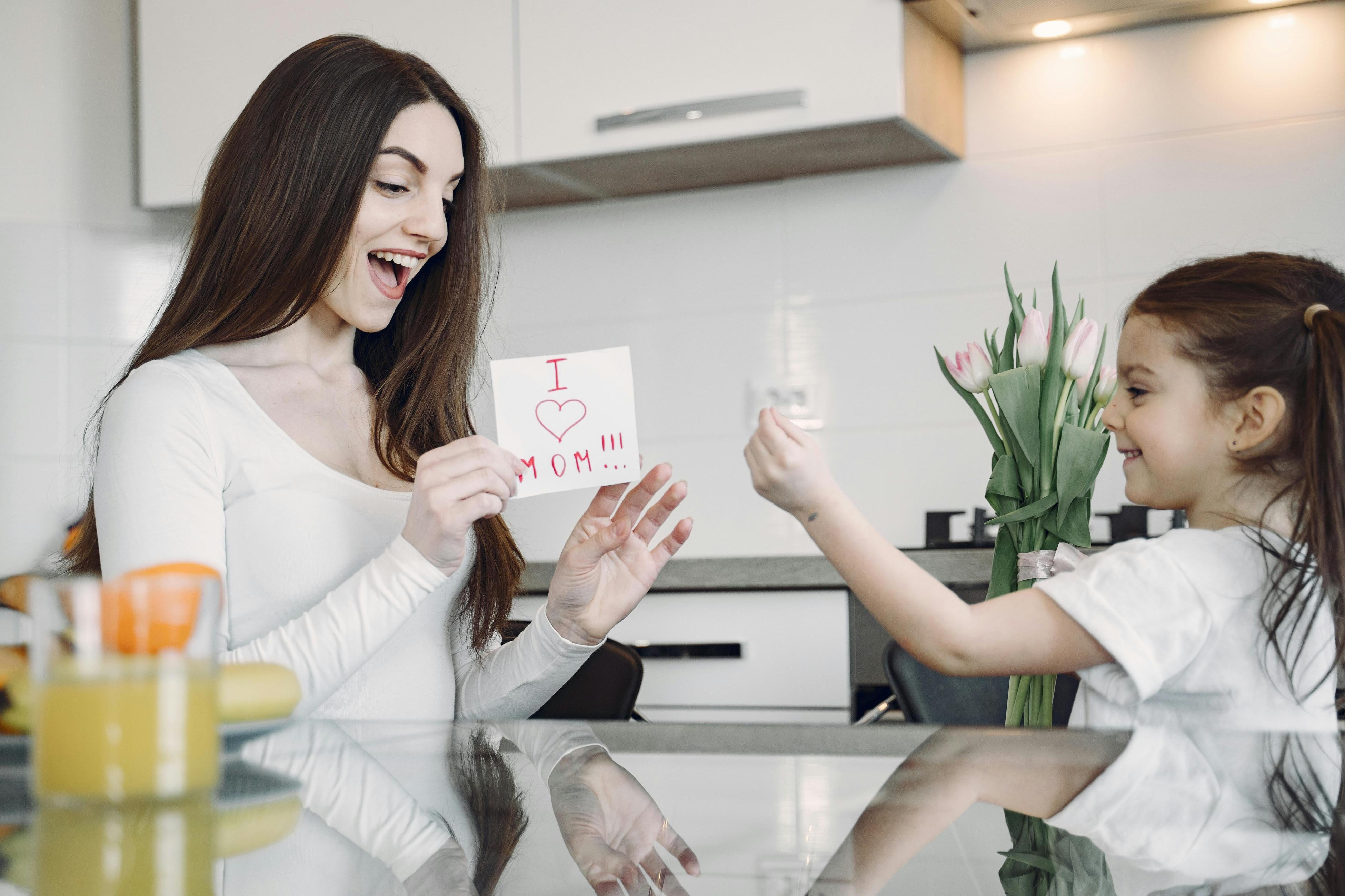 10 Heartfelt Mother's Day Gift Ideas to Make Her Happy – Kira LaLa